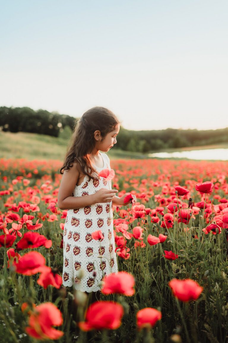 Spring Family Photography at Dogwood Farms: Wildflower Sessions in ...